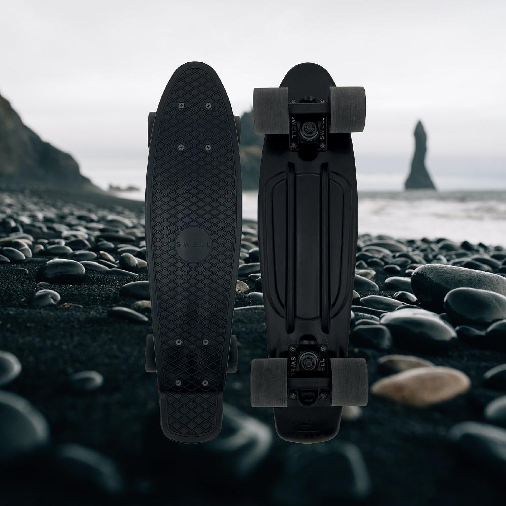 Swell Black Sand Black 28" Cruiser Skateboard – Longboards USA